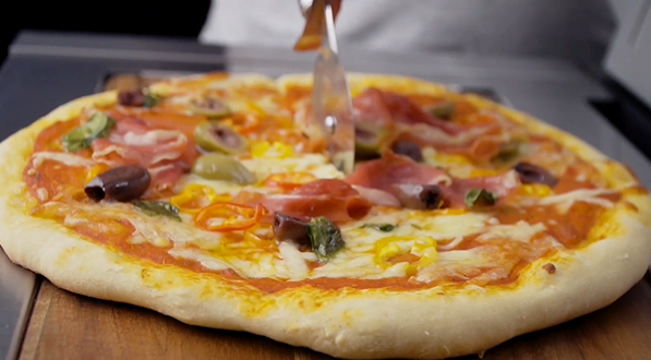 How to Use Outback's Multi-Cooking Surface Pizza Stone