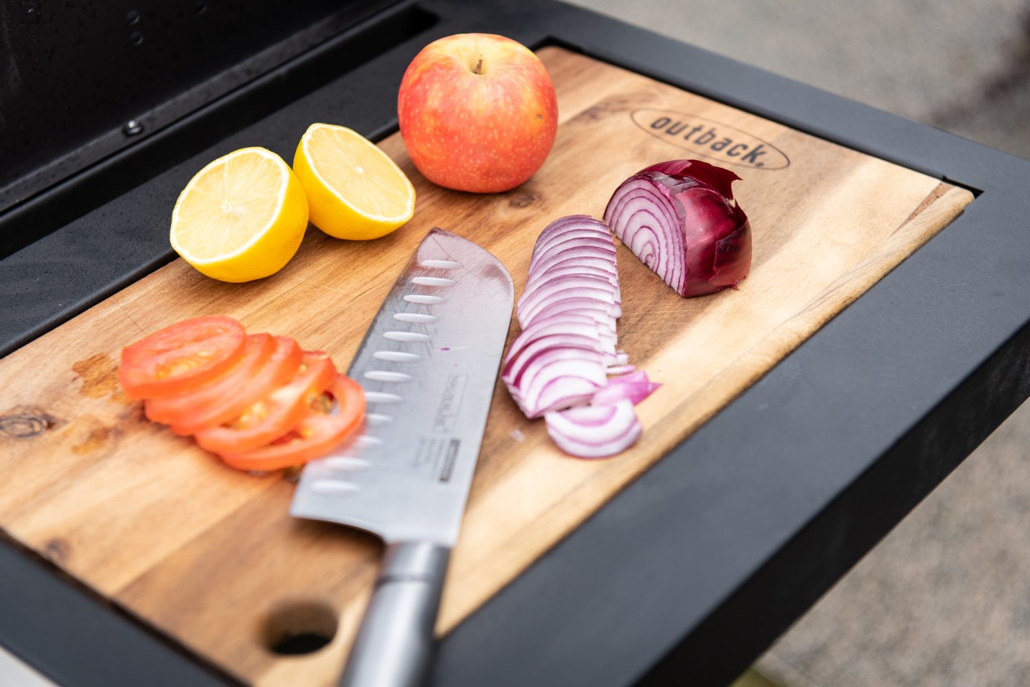 Hybrid Grills: Barbecuing with Gas and Charcoal | Blogs | Outback Barbecues